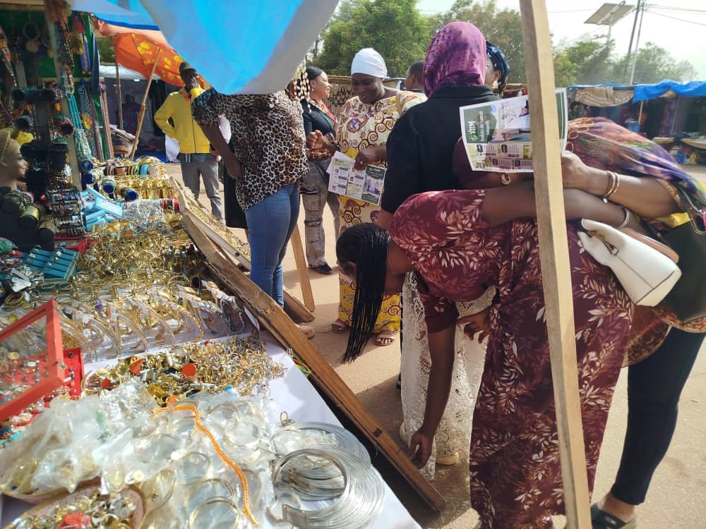FESPACO 2025 : Le stand des accessoires ivoirien séduit beaucoup de ...